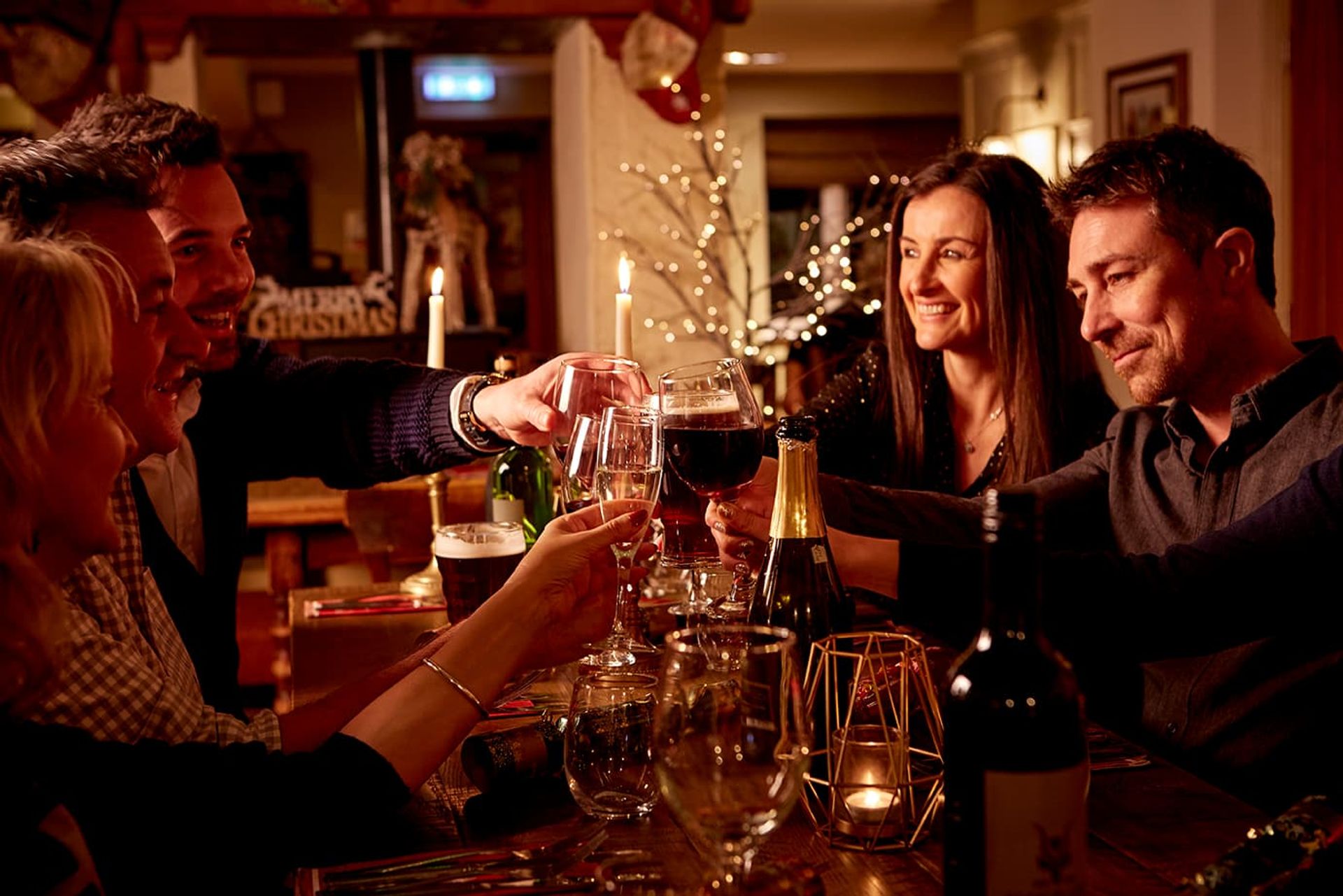 Book your Christmas meal in Woodford | The Aviator